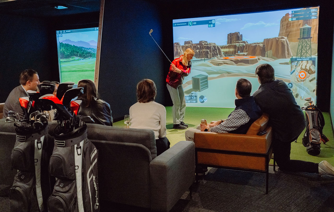 Office Golf - Bloomington MN Travel & Tourism - Mall of America Hotels